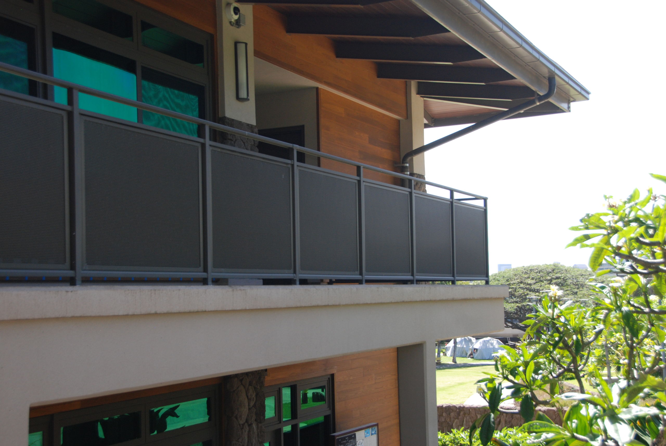 Mesh Railing - Railcraft International